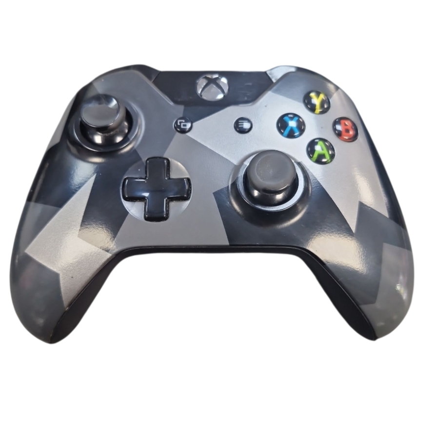 Pre-owned Xbox One Controller (Micro-USB) - Own4Less